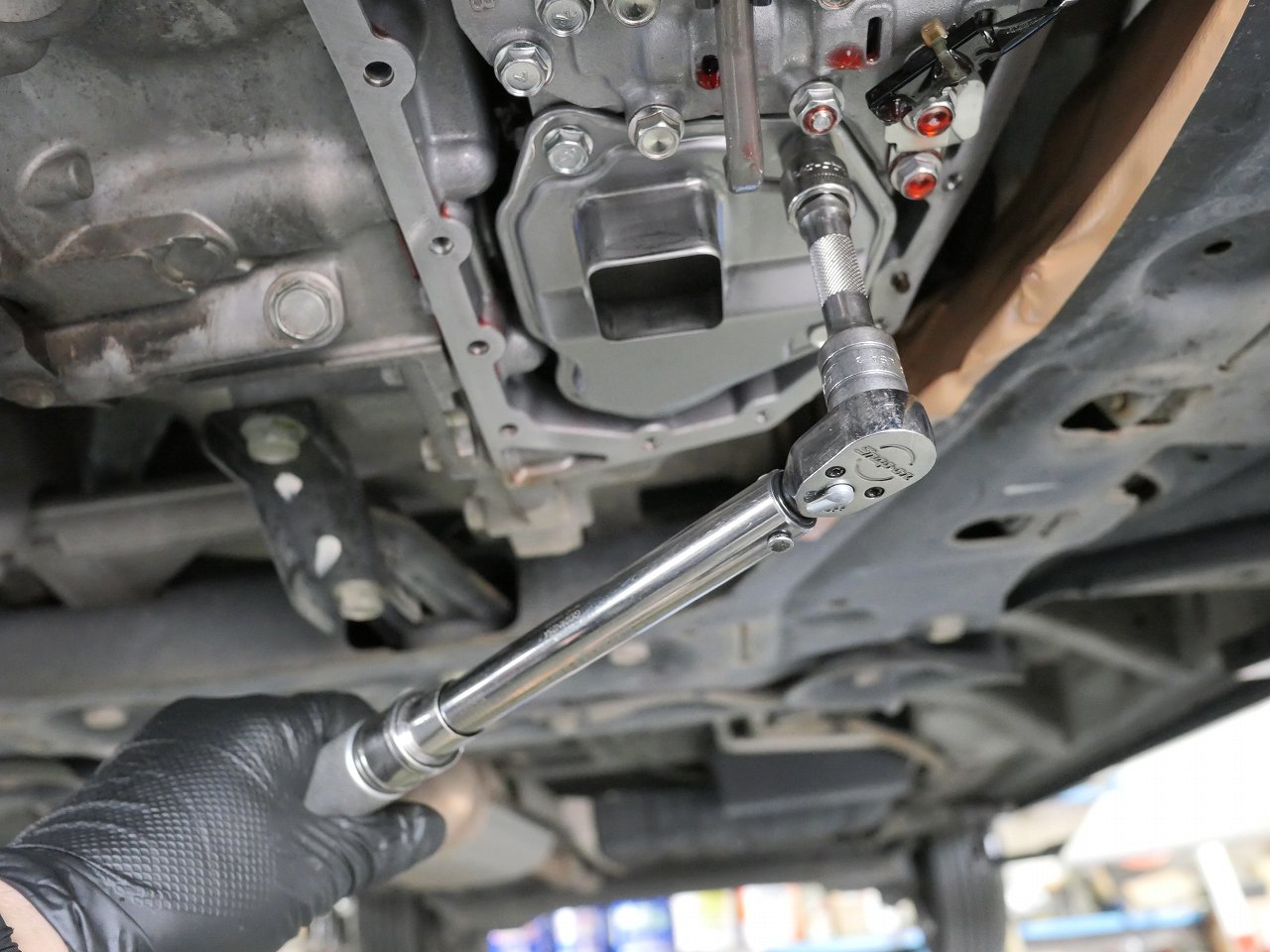 【トルコン太郎】セレナハイブリッドHFC26 日産純正CVTオイルNS-3への圧送交換