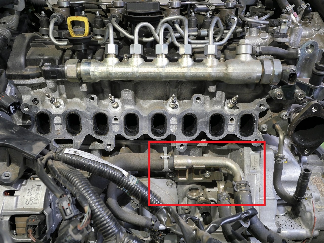 【ドライアイス洗浄】EGR流量エラーによる警告灯が点灯したCX-5の煤カーボン除去